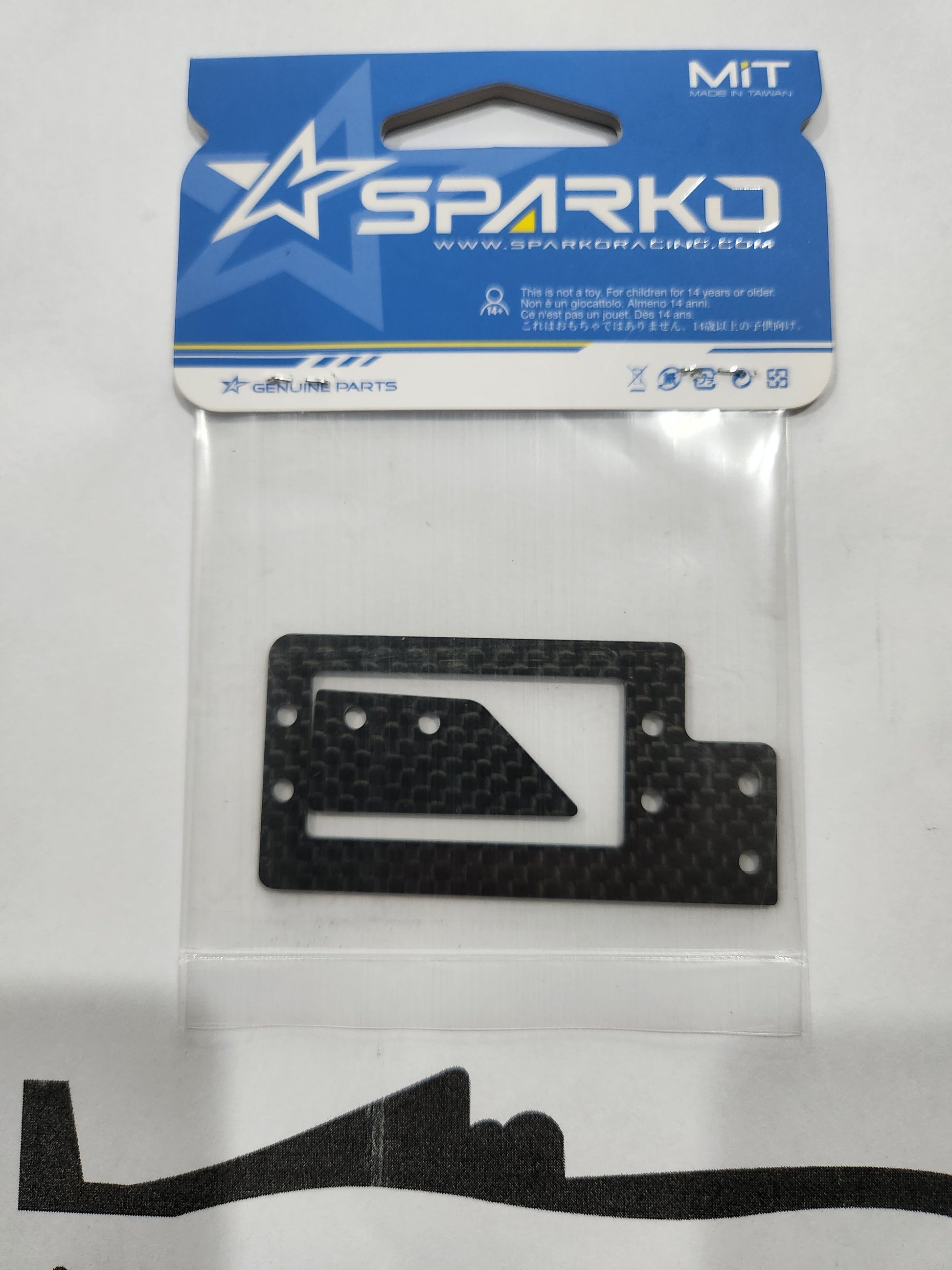 Sparko Racing Carbon Receiver Box Cover – Automodels Indonesia